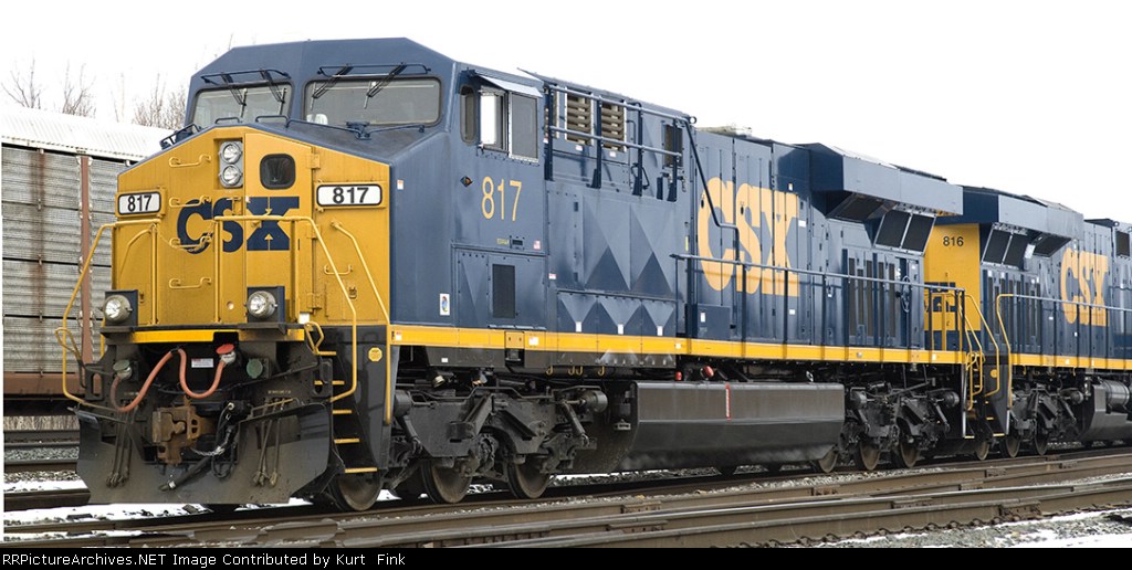 CSX 817